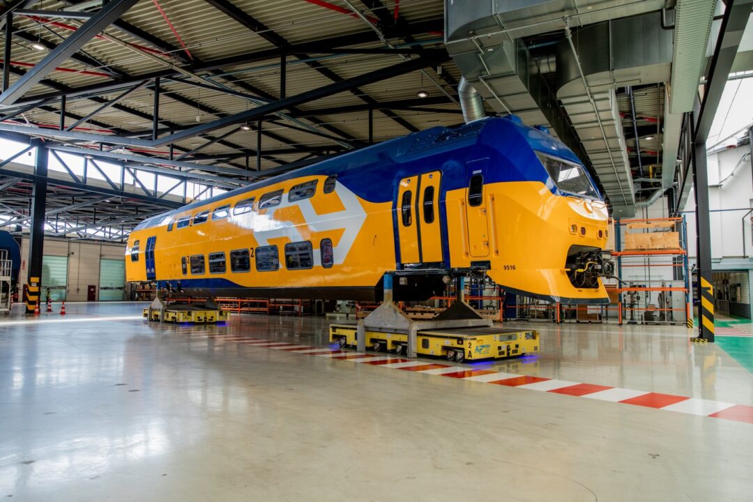 A look behind the new livery for NS by Studio Dumbar – Transport Designed