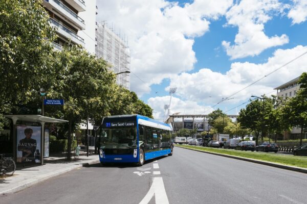 RATP places huge order for 50 Alstom Aptis electric buses – Transport ...